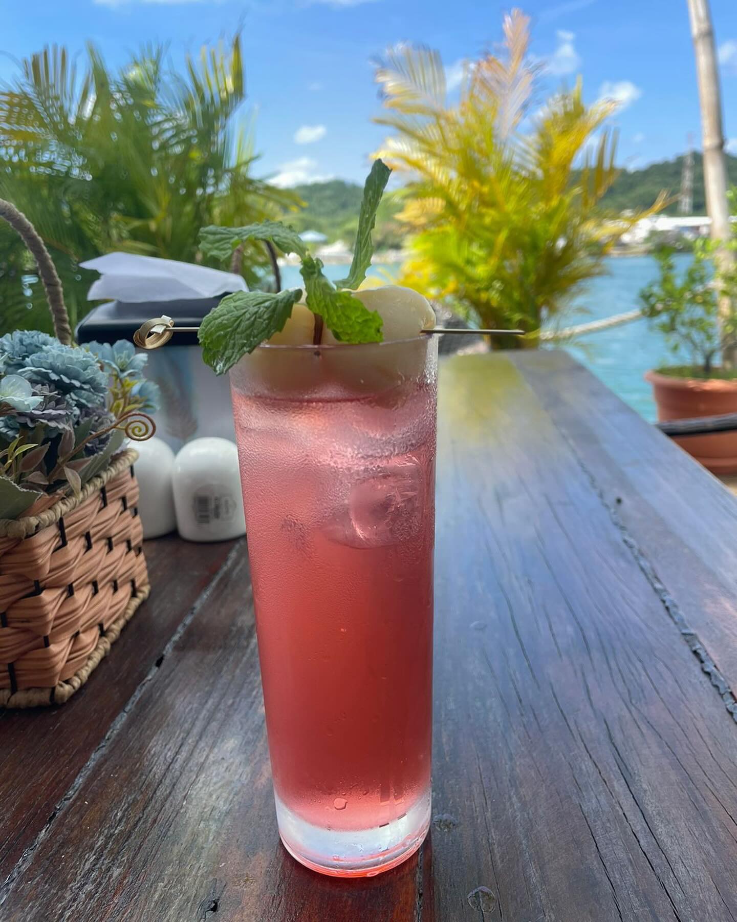 December 8, 2024 – Welcome to Roatan Weather